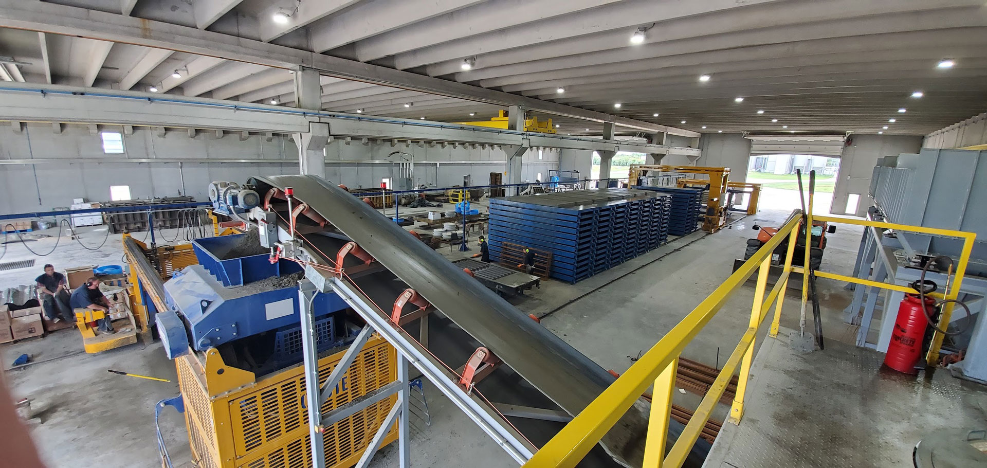 Solid Rock Precast - Hog Slat Production